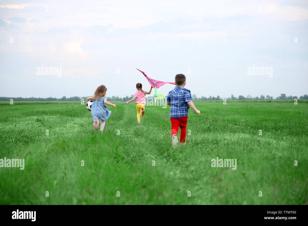 Children having fun outdoor Stock Photo - Alamy