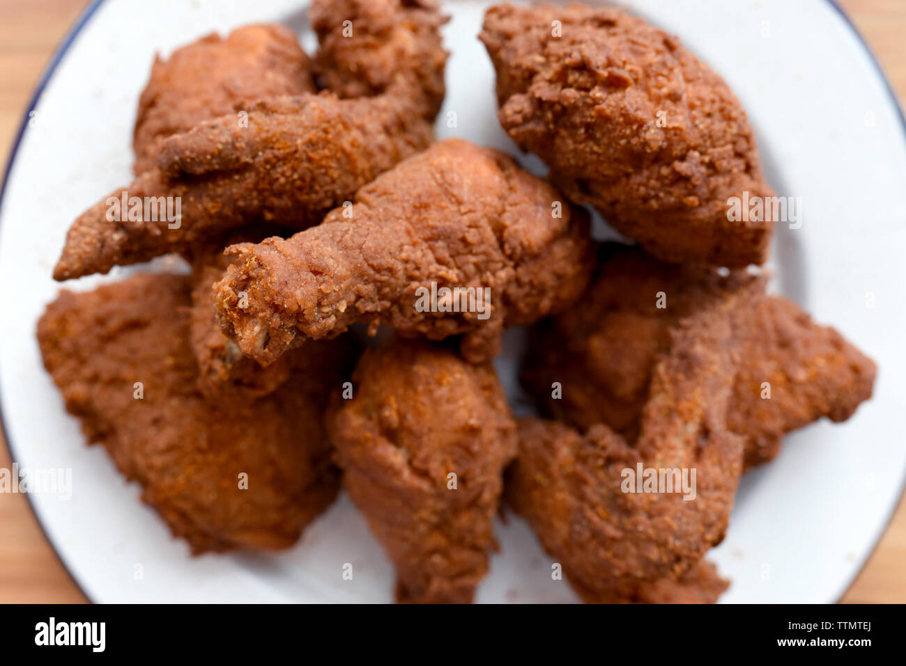 Large plate of chicken hi-res stock photography and images - Alamy