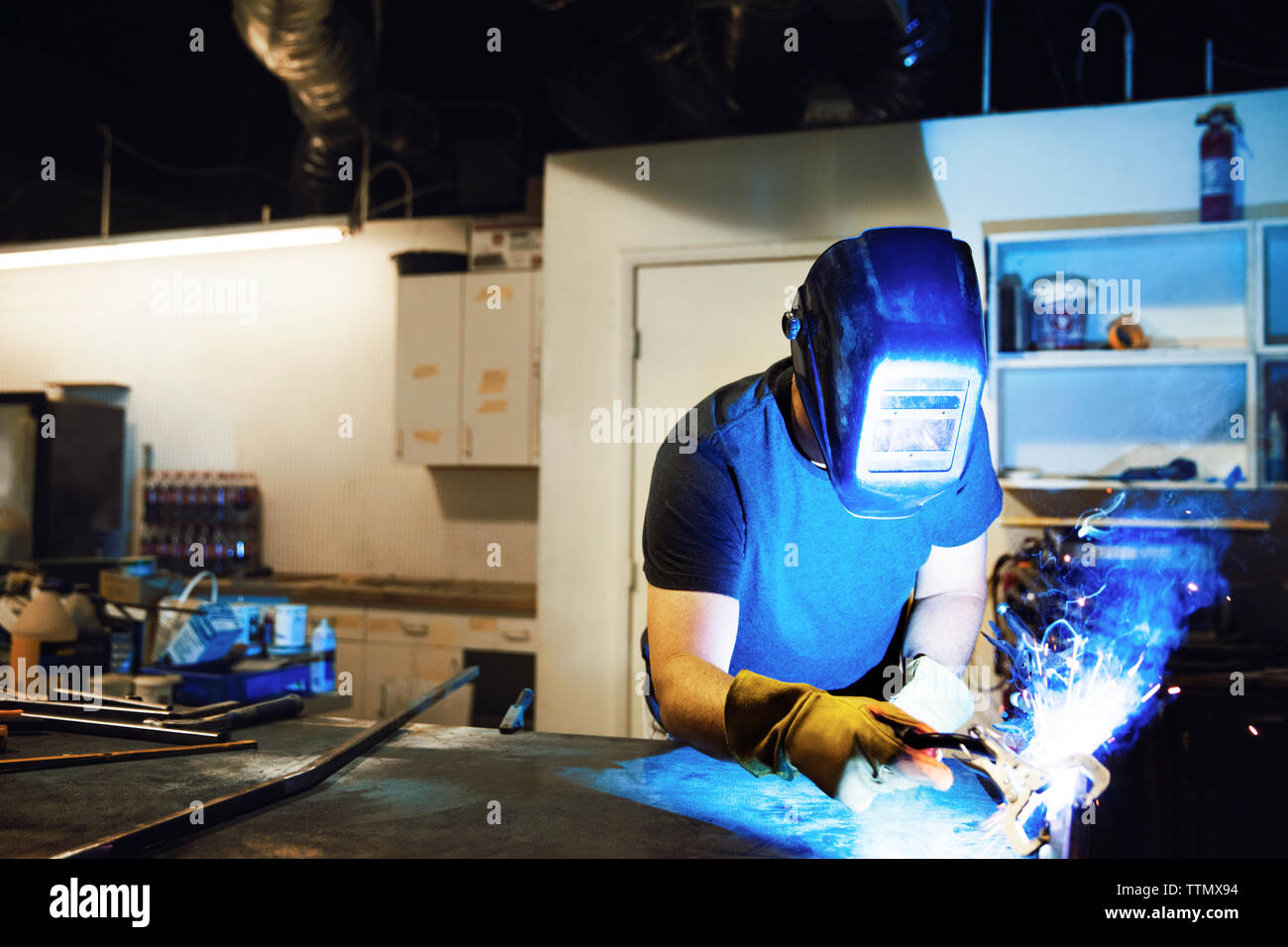 Metalwork craftsman hi-res stock photography and images - Alamy