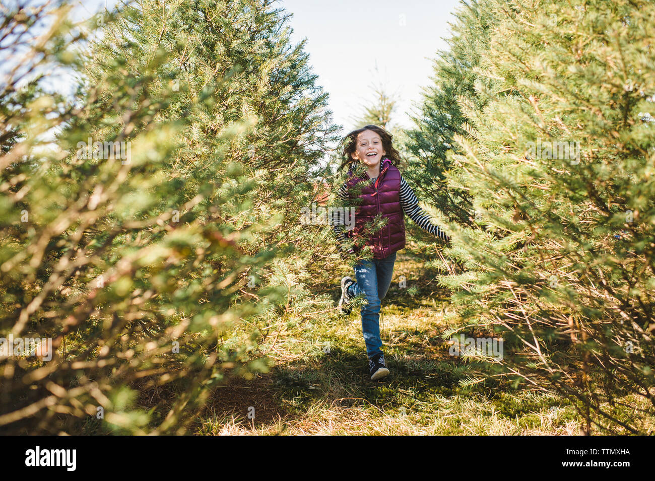 Running girl portrait hi-res stock photography and images - Alamy