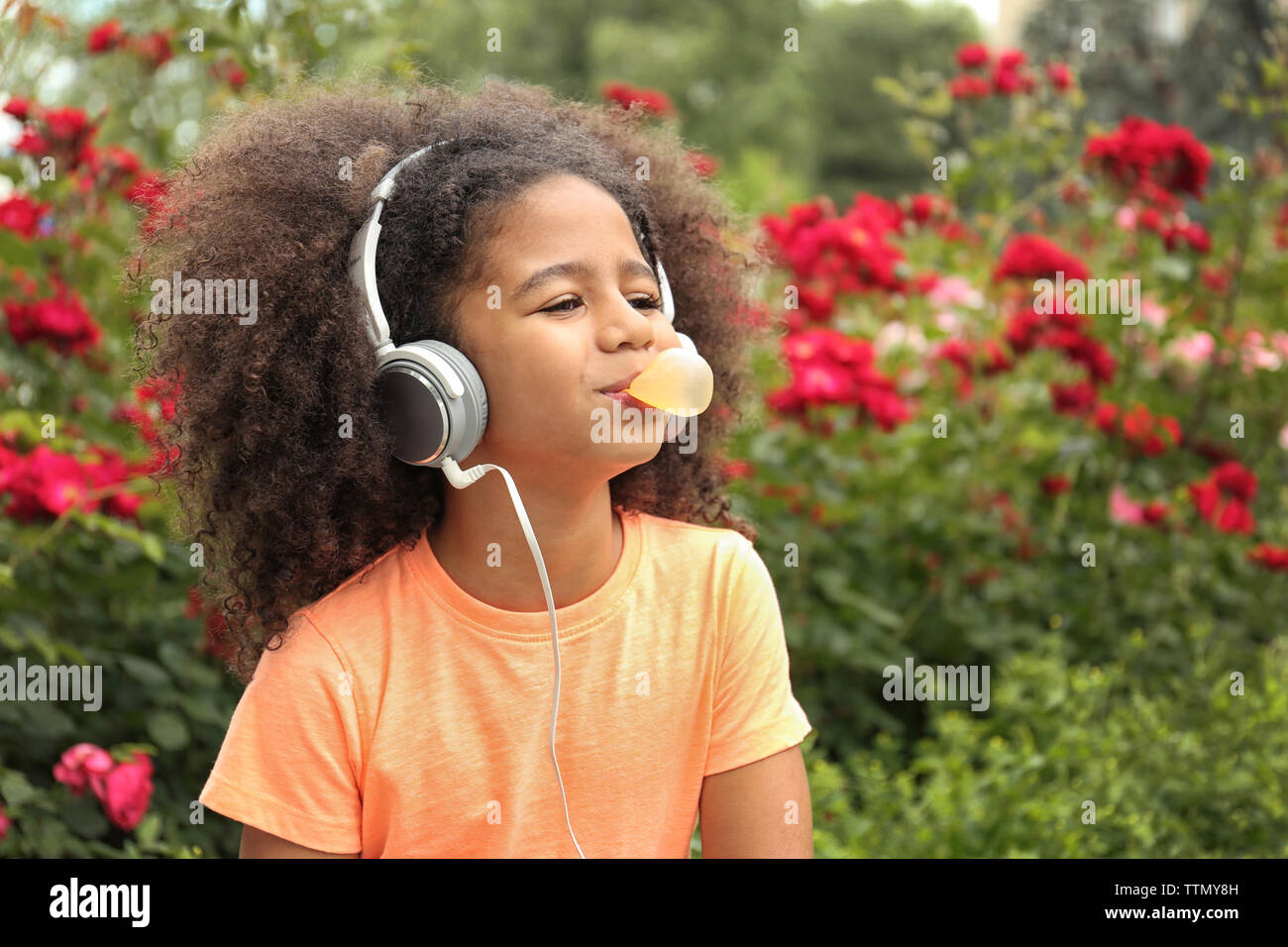 Child chewing bubblegum hi-res stock photography and images - Alamy