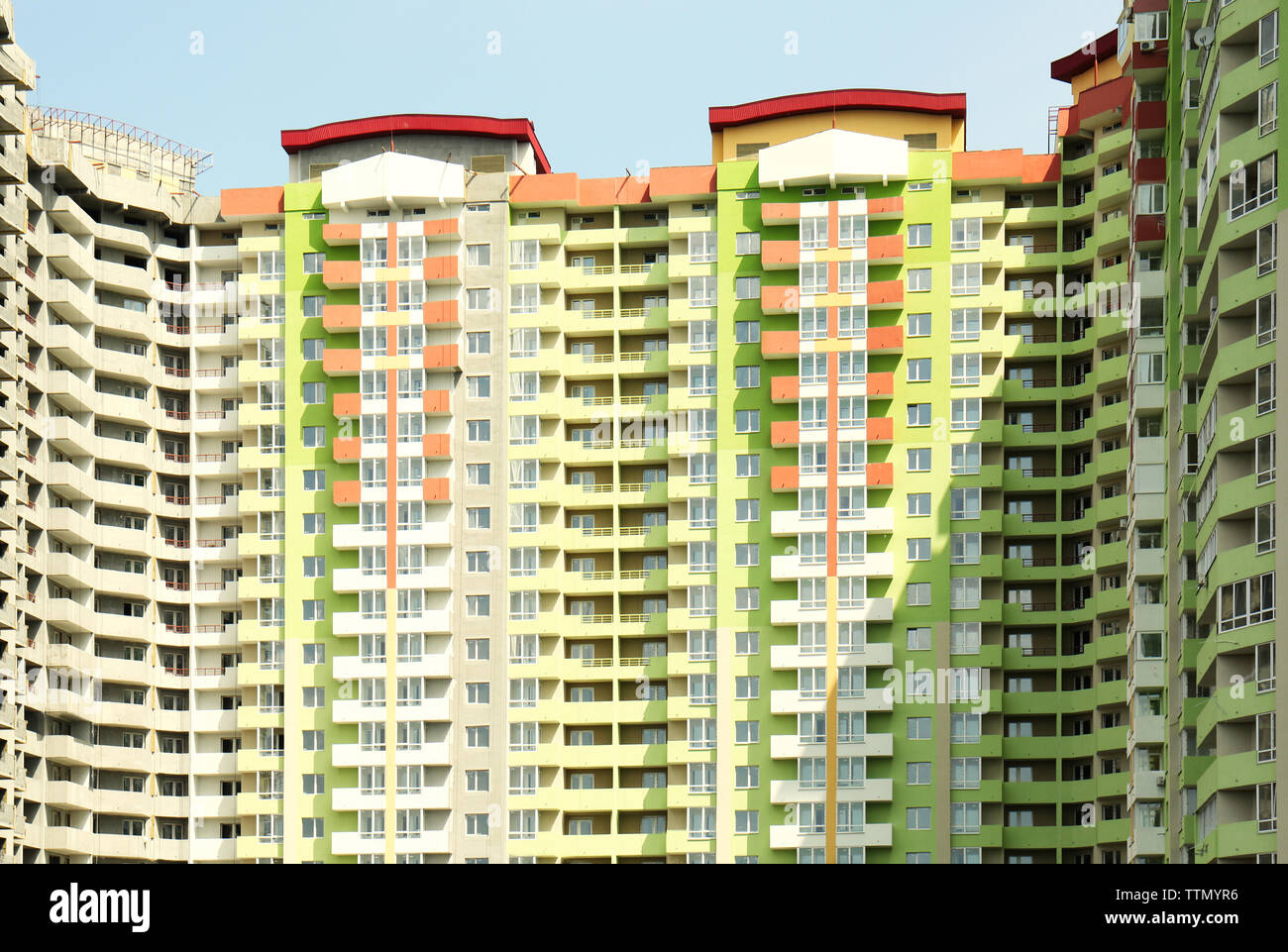 Modern living building Stock Photo - Alamy