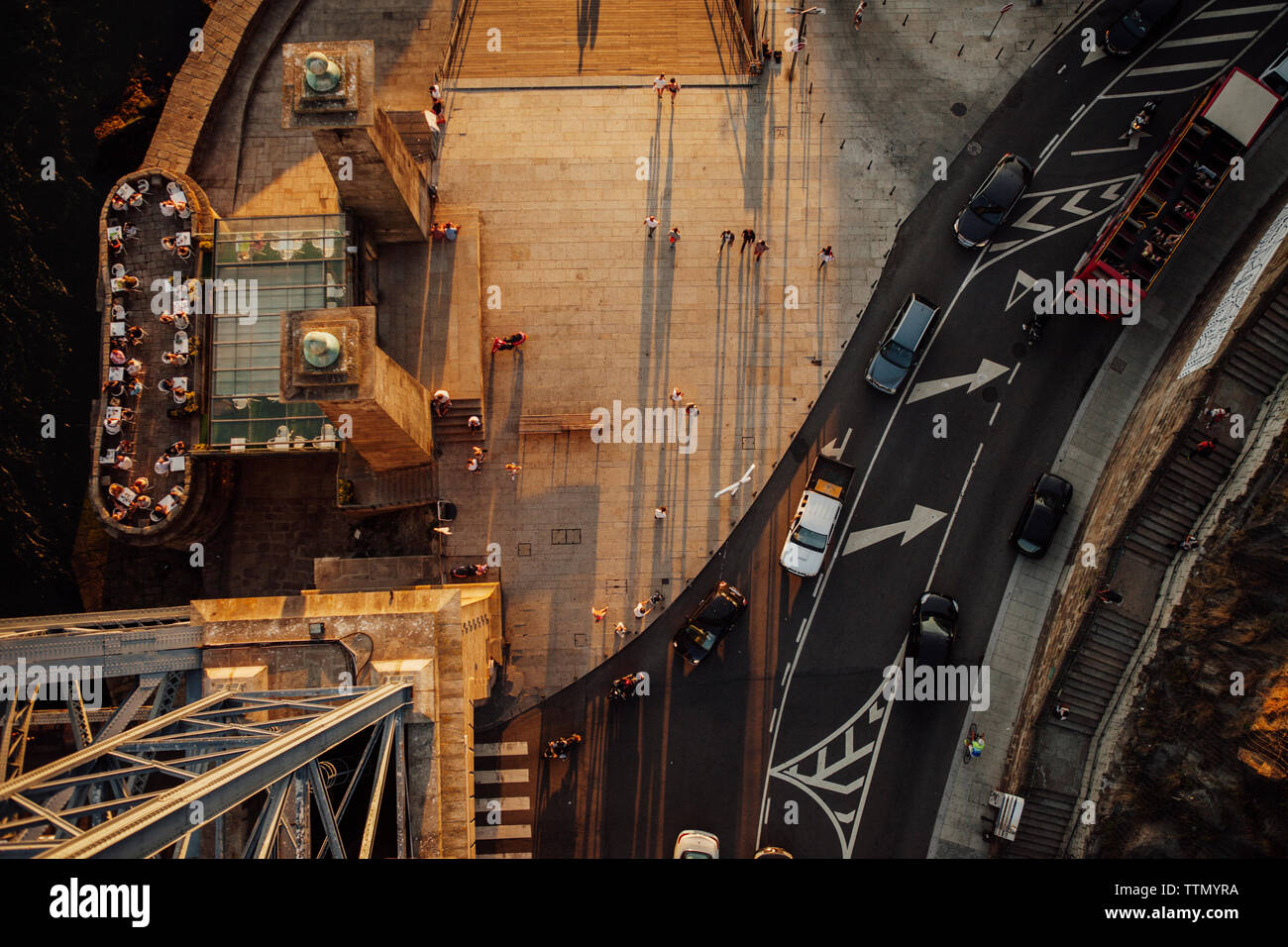 Moving cars high residential buildings hi-res stock photography and ...