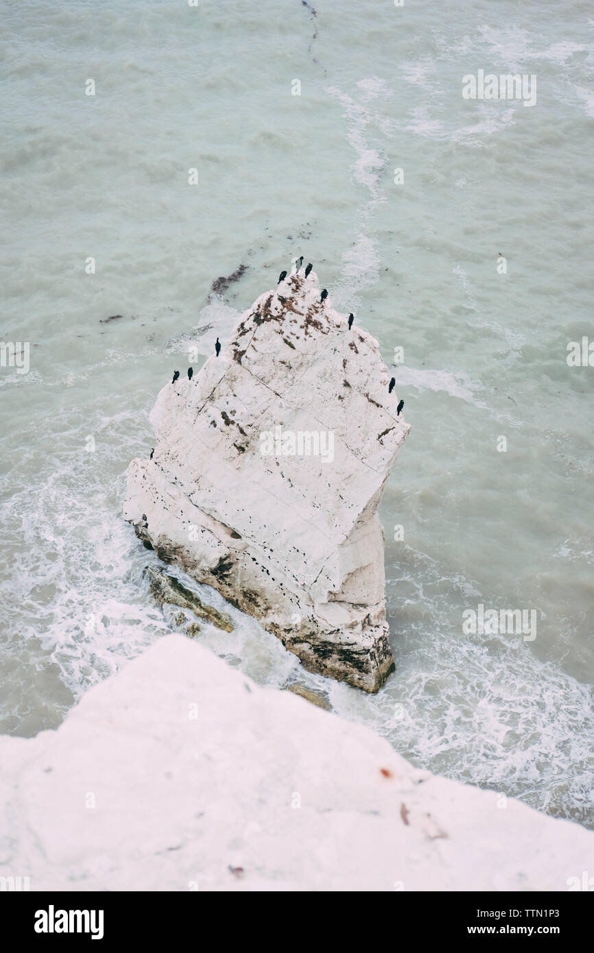 Big white rock hi-res stock photography and images - Alamy