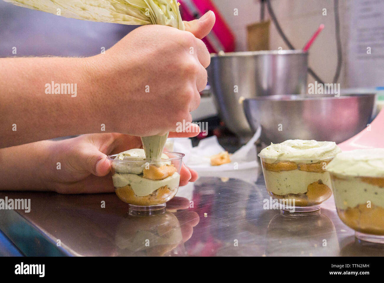 Food laboratory hi-res stock photography and images - Alamy
