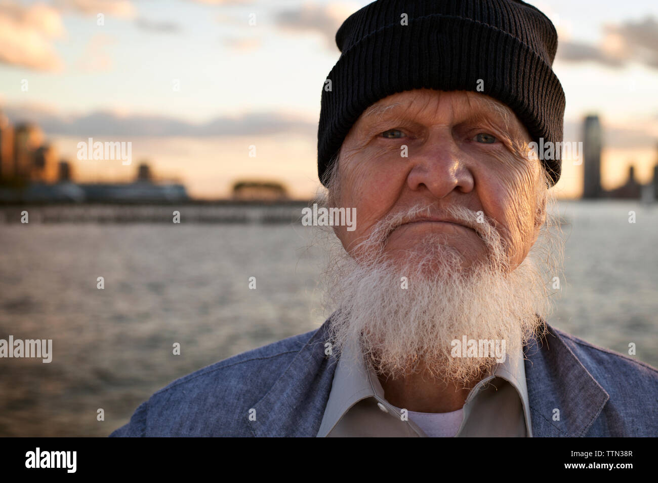 Hat senior adult man hi-res stock photography and images - Alamy