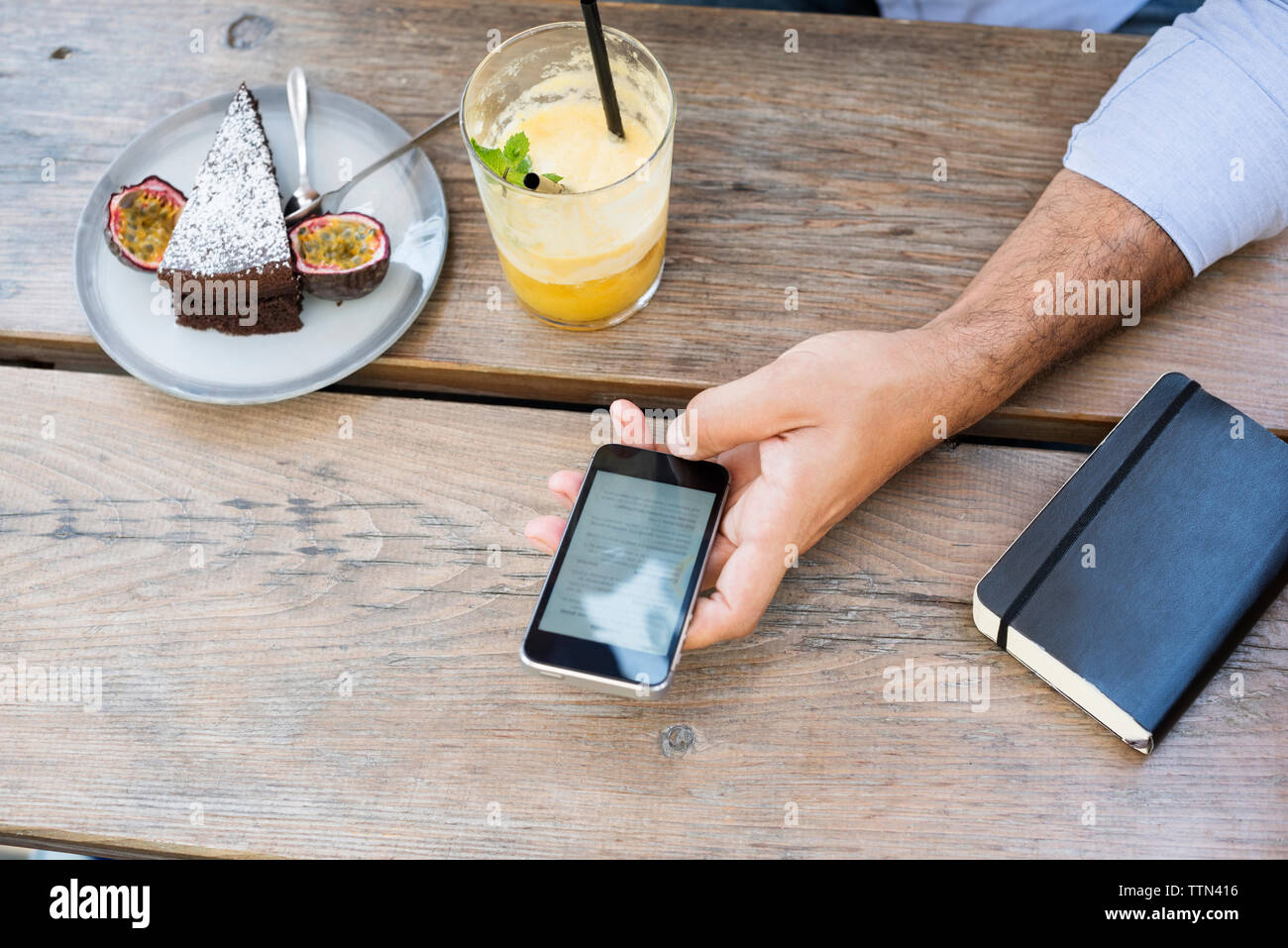 Cafe overhead hi-res stock photography and images - Alamy