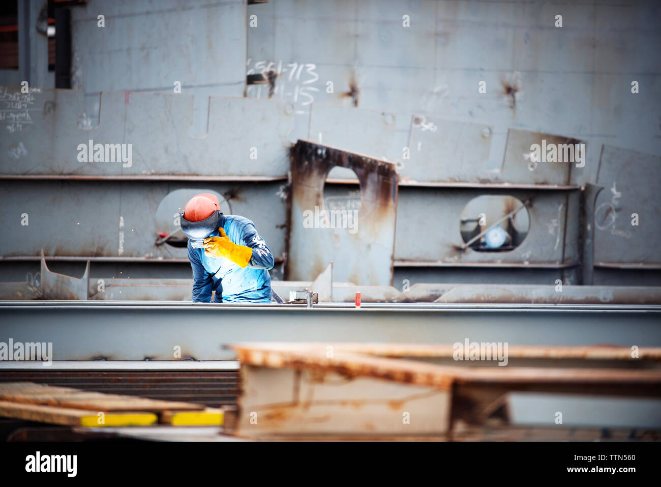 Shipbuilder hi-res stock photography and images - Alamy