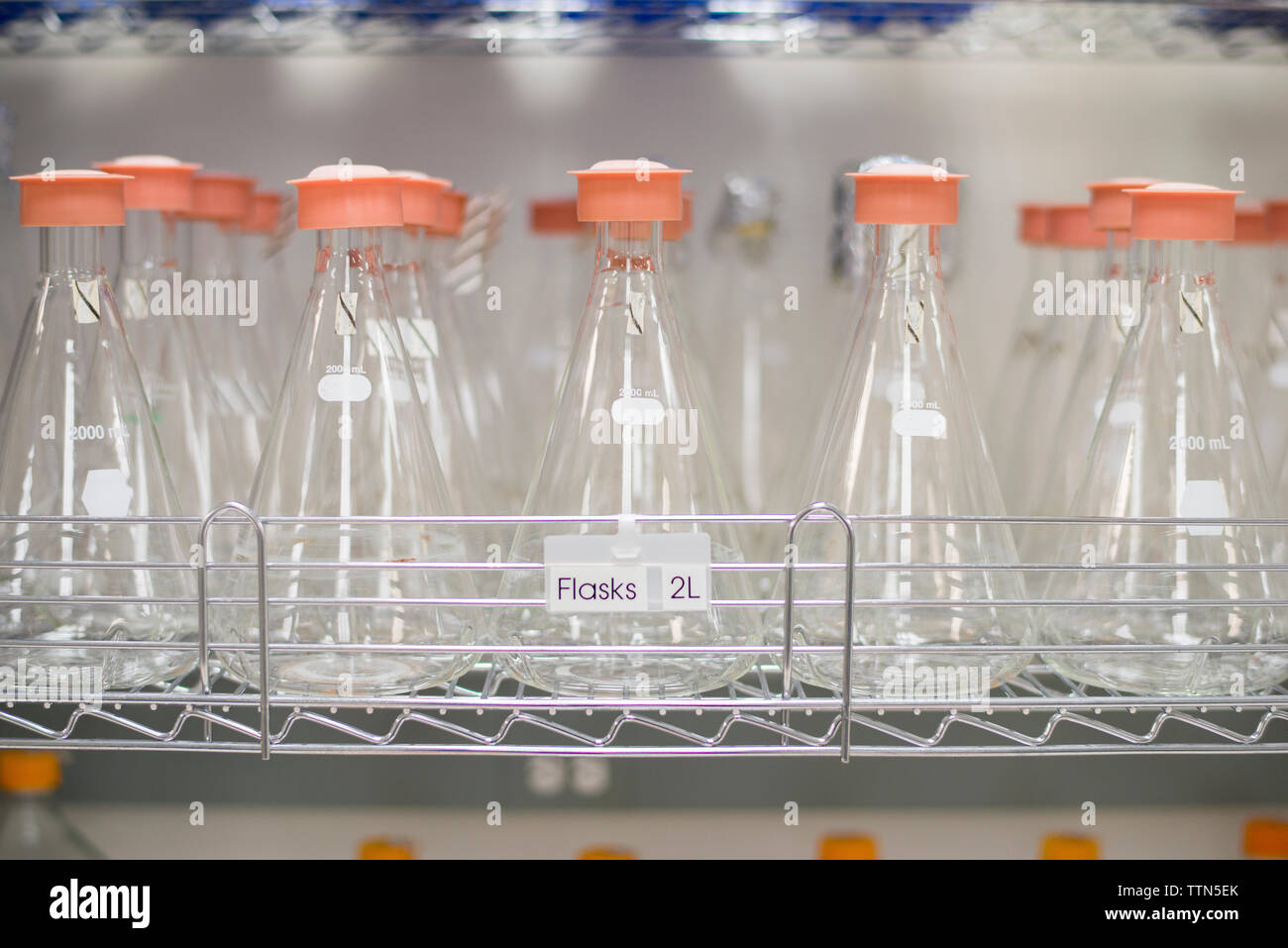 Transparent flasks hi-res stock photography and images - Alamy Transparent flasks hi-res stock photography and images - Alamy