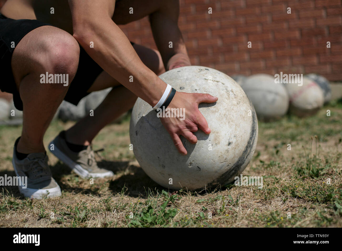 Atlas stone hi-res stock photography and images - Alamy
