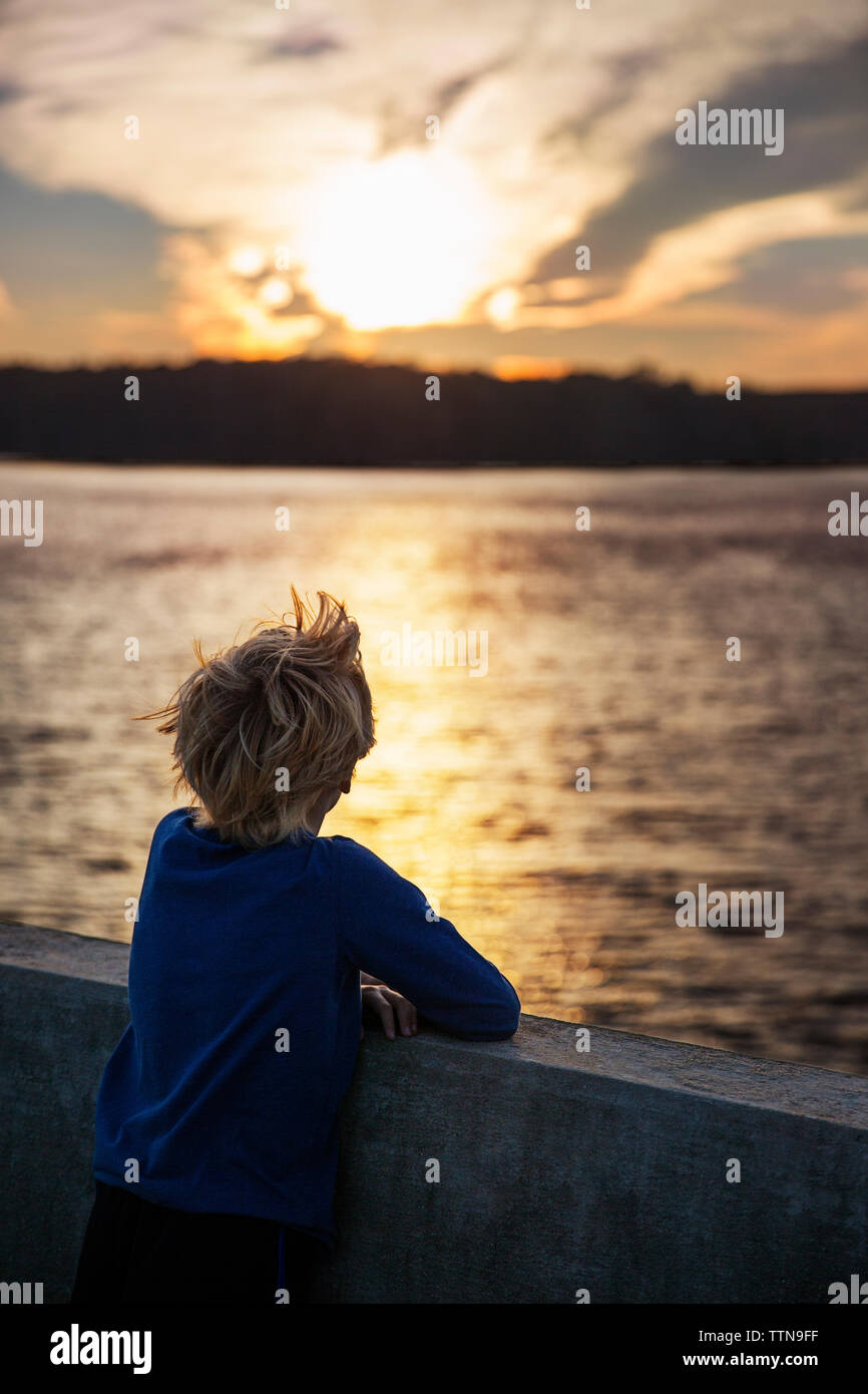 Boy reflection water looking hi-res stock photography and images - Alamy