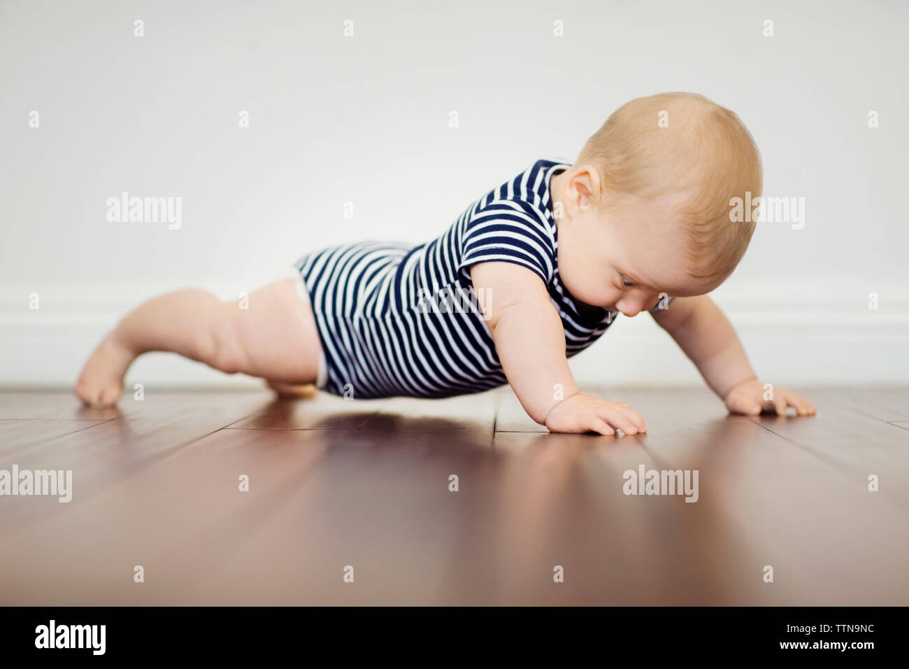 Pushing off floor hi-res stock photography and images - Alamy