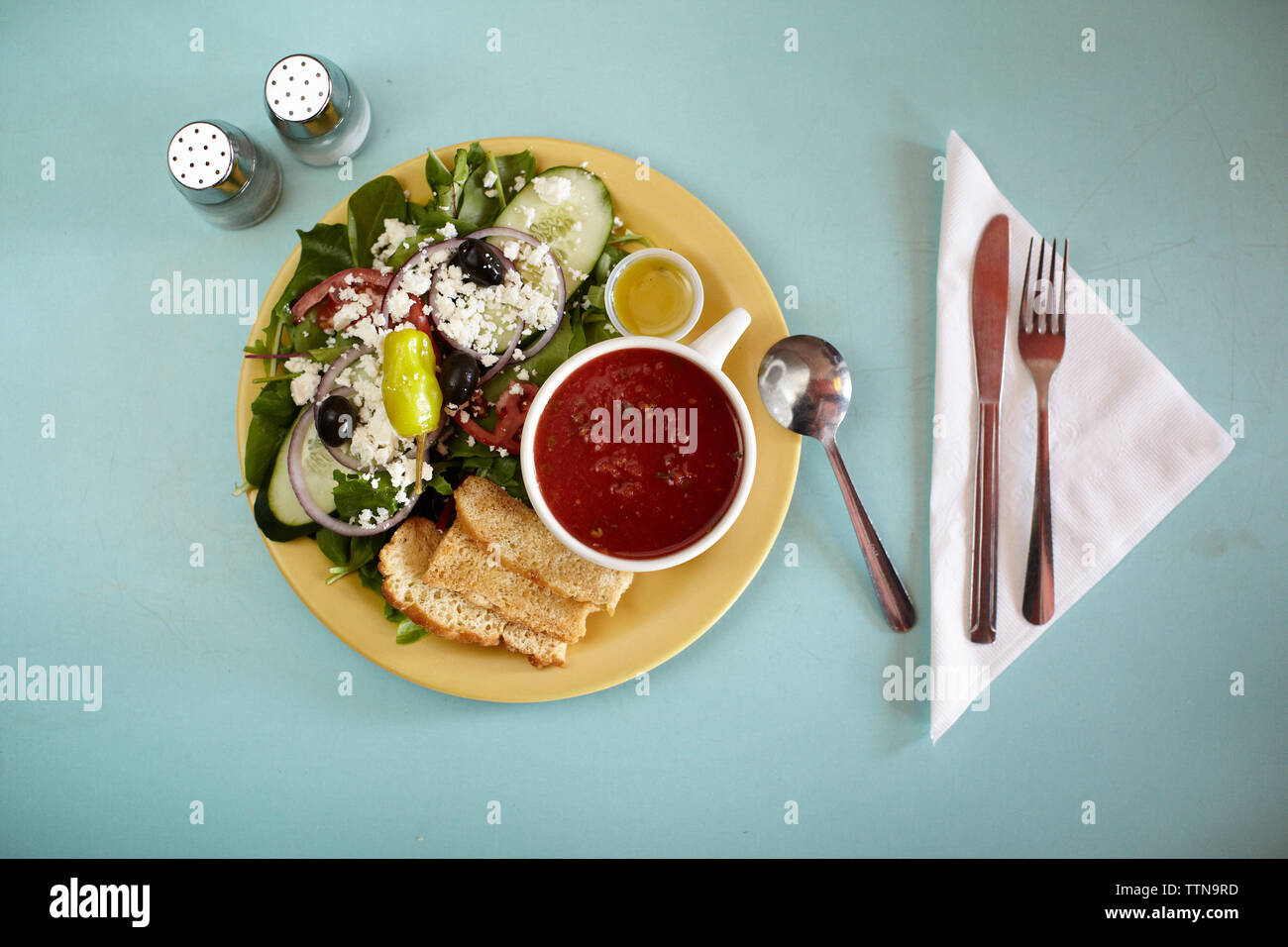 Vegetarian food on plate Stock Photo - Alamy