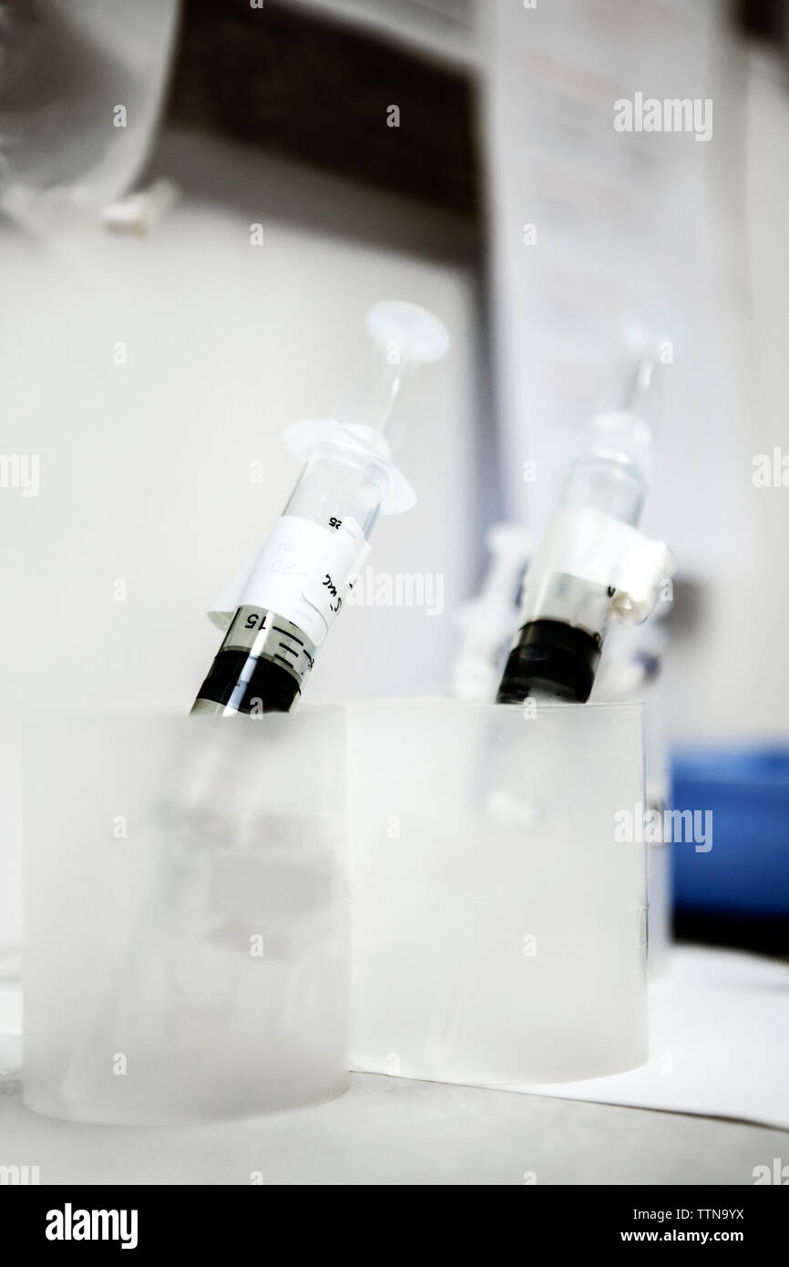 Close up of two syringes Stock Photo - Alamy