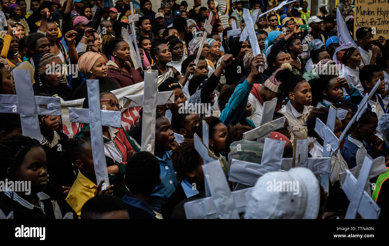 Anti apartheid protest hi-res stock photography and images - Alamy