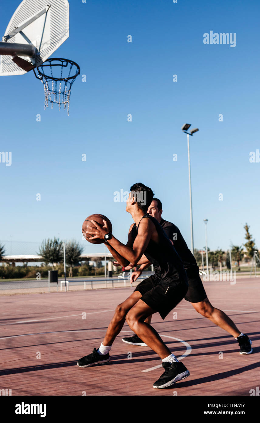 Court coach hi-res stock photography and images - Alamy