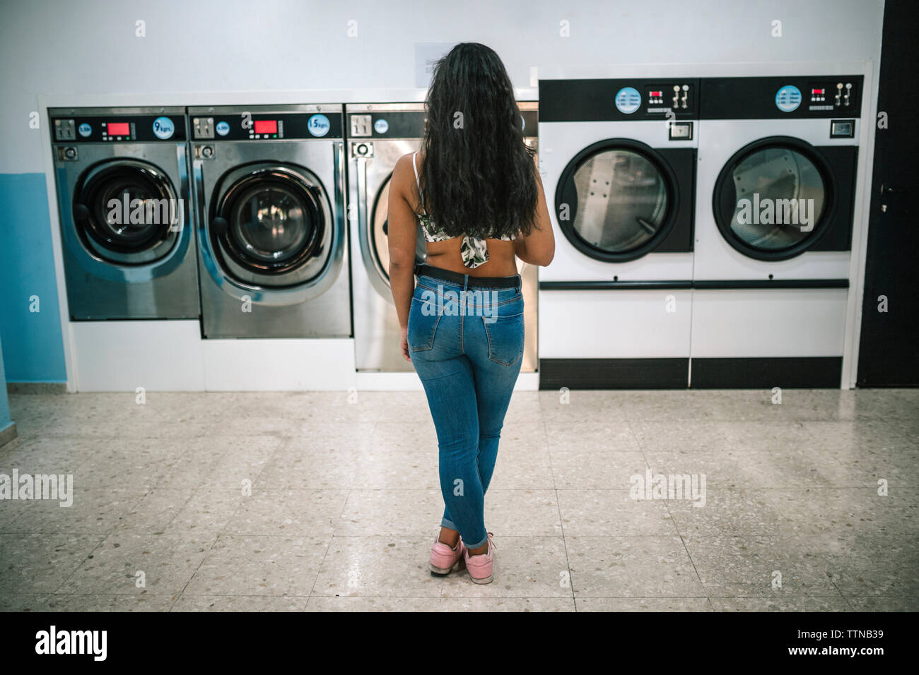 Washing_machines hi-res stock photography and images - Alamy