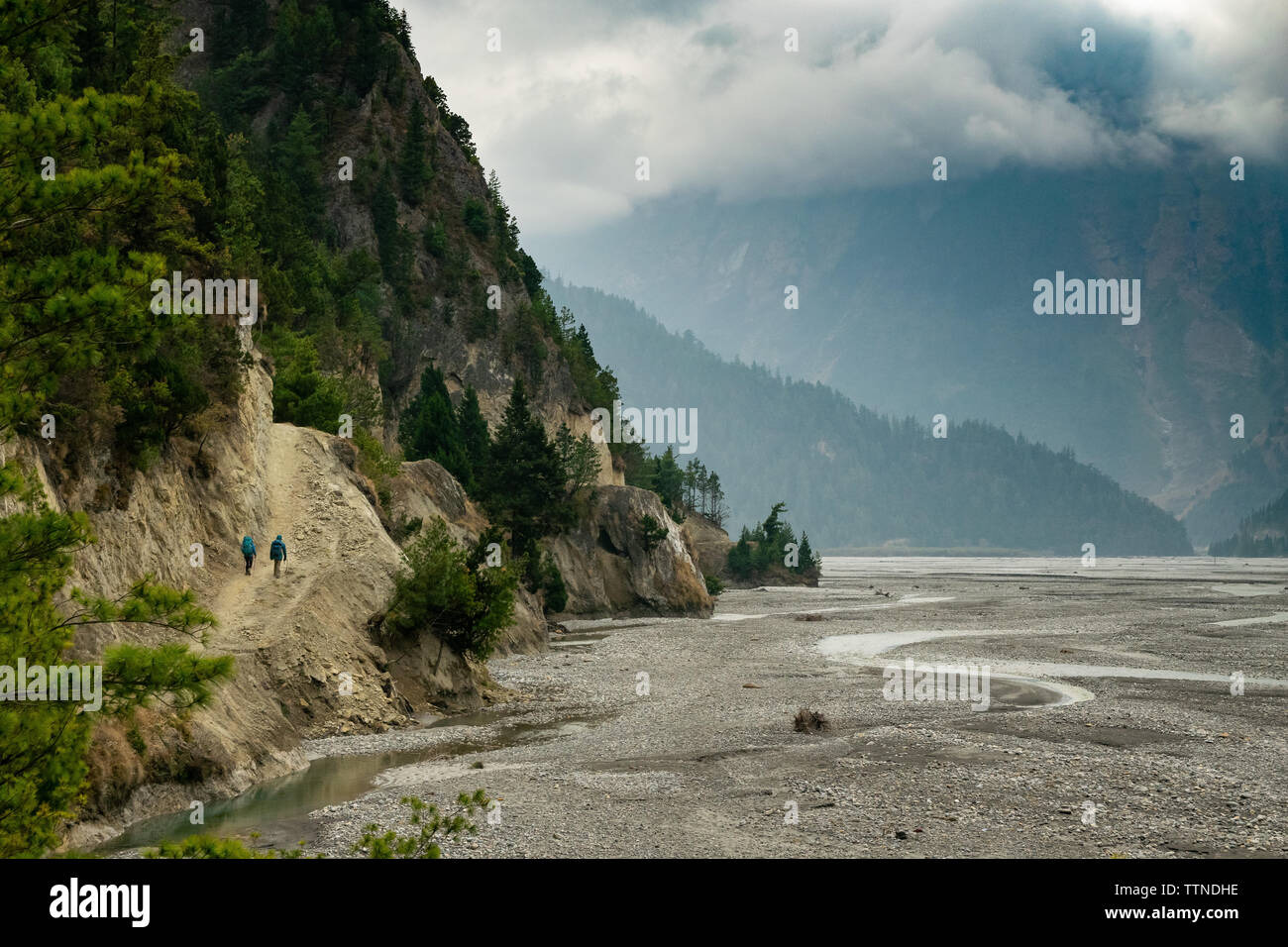 Gandaki river valley hi-res stock photography and images - Alamy