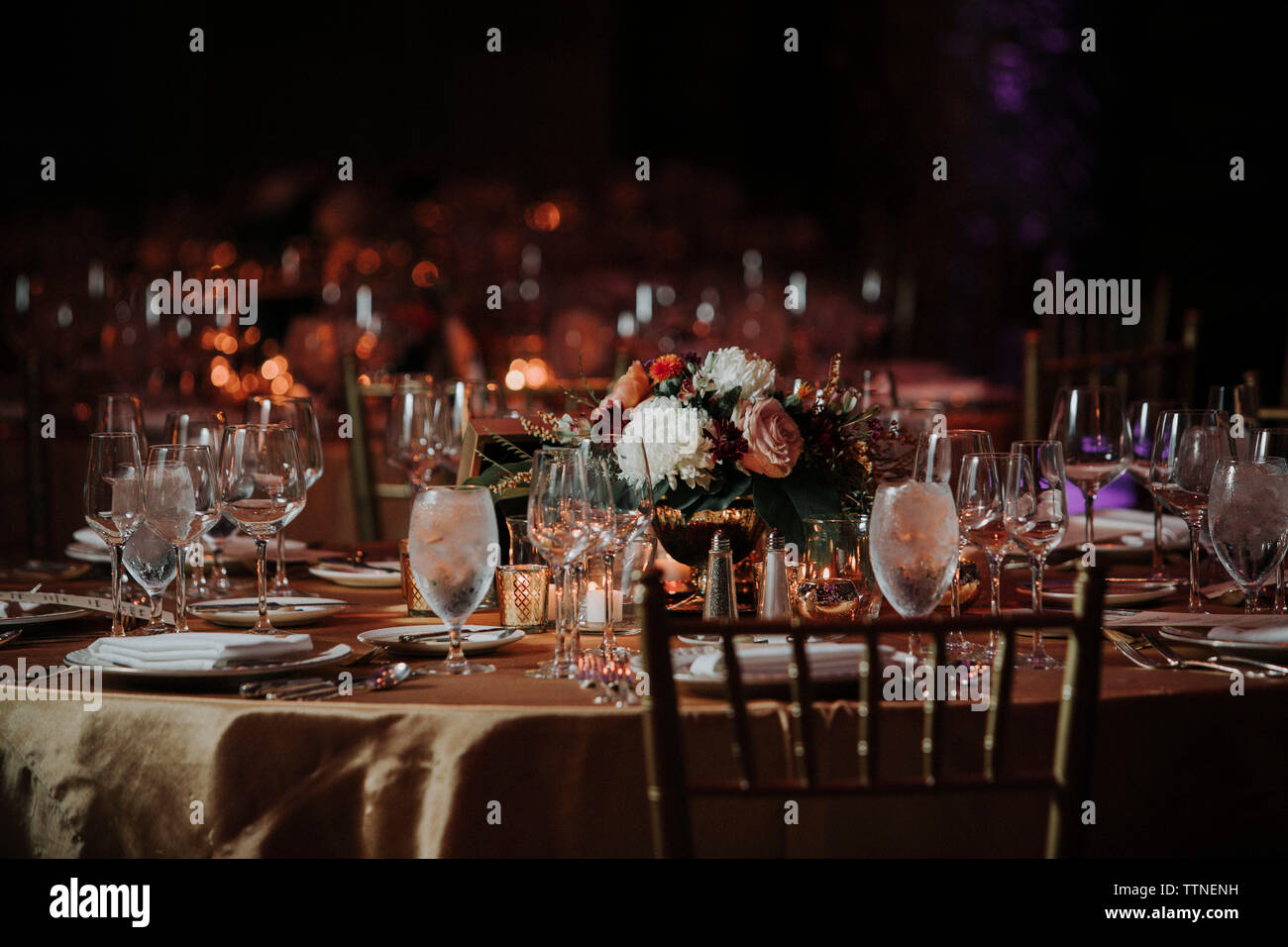 Dining table hi-res stock photography and images - Alamy
