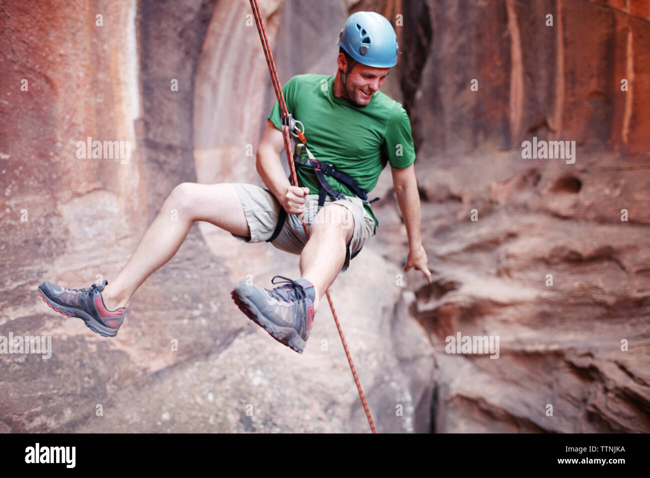 Rappelling utah hi-res stock photography and images - Alamy
