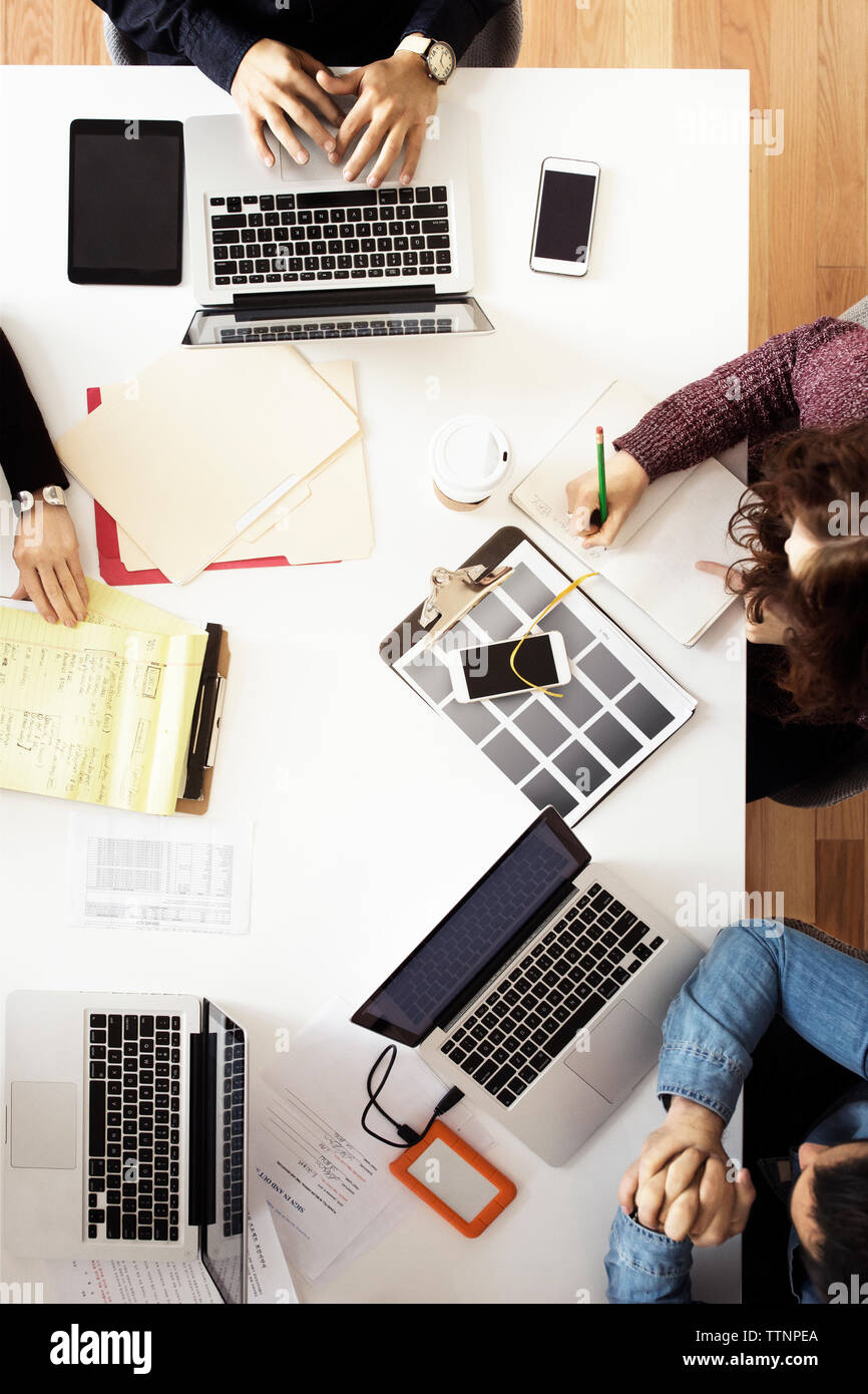 Men Working Overhead High Resolution Stock Photography and Images - Alamy
