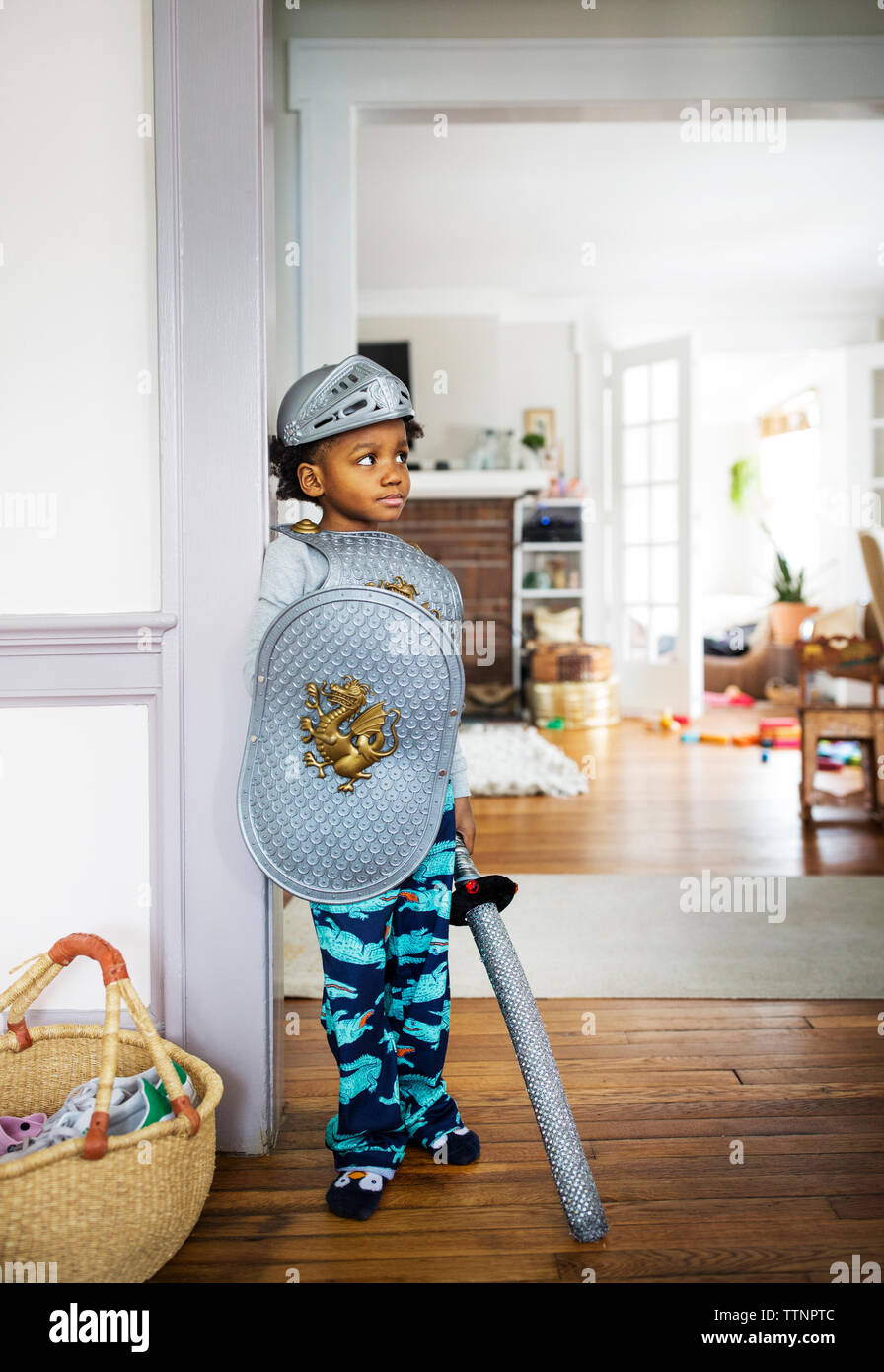 Suit of armor person hi-res stock photography and images - Alamy