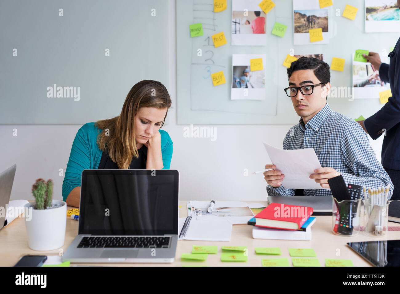 Surprised coworkers hi-res stock photography and images - Alamy