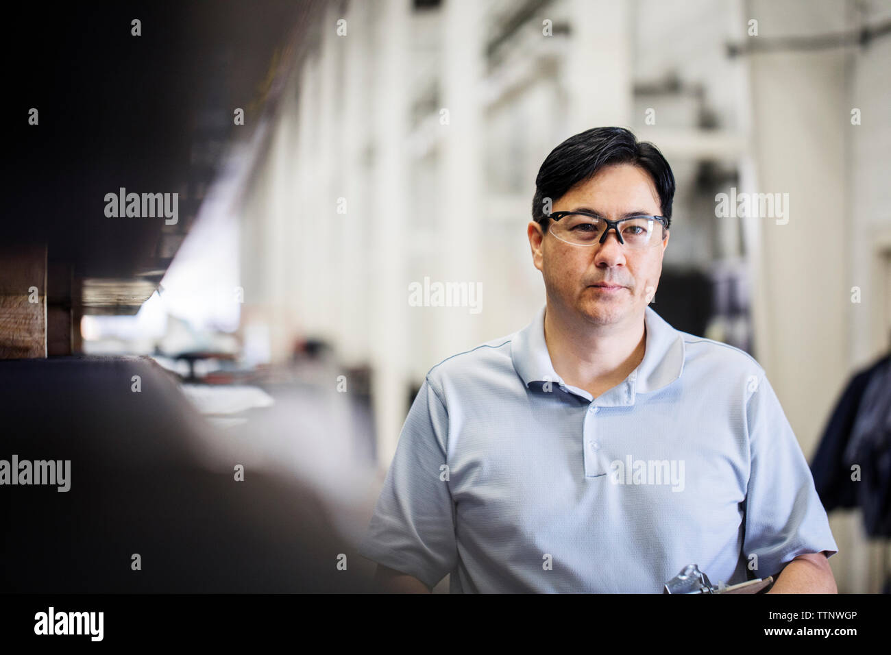 Sheets metal hi-res stock photography and images - Alamy