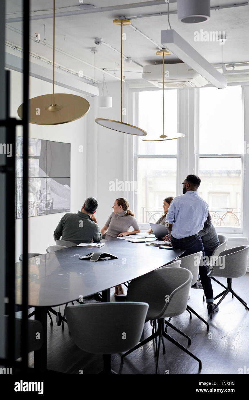 Multi tv screen hi-res stock photography and images - Alamy