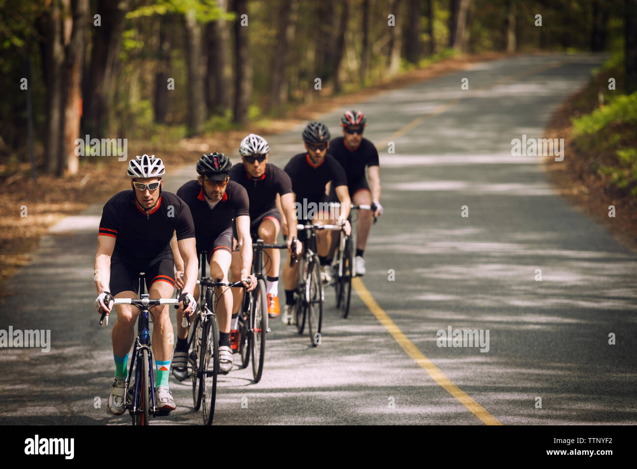 Bicycles in nature hi-res stock photography and images - Alamy