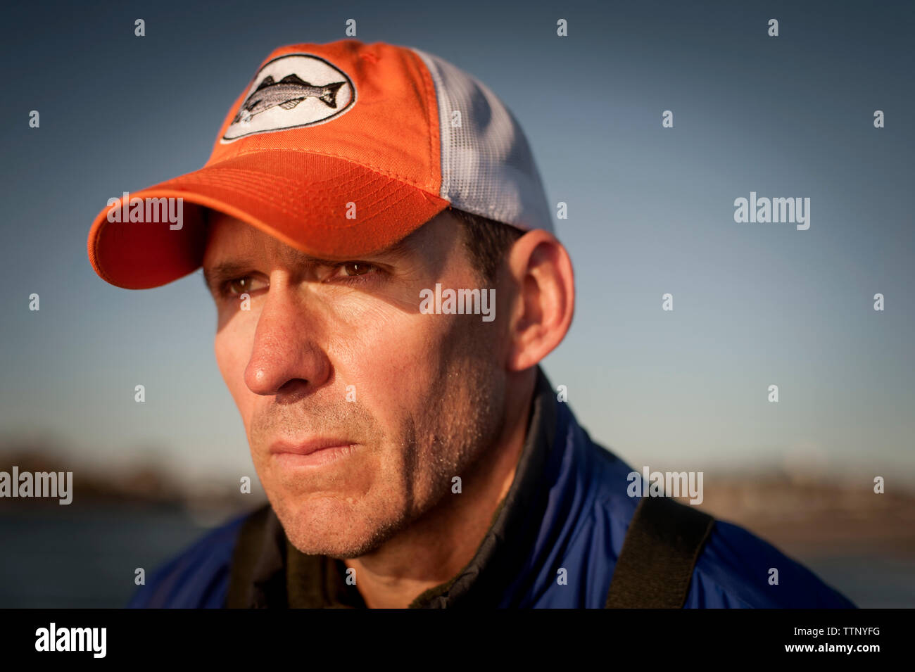 Man wearing overalls hi-res stock photography and images - Alamy