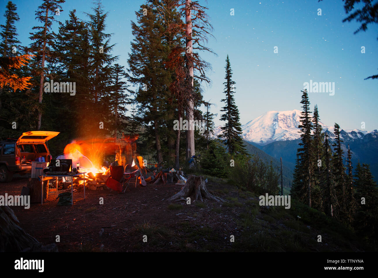 Burning cliff hi-res stock photography and images - Alamy