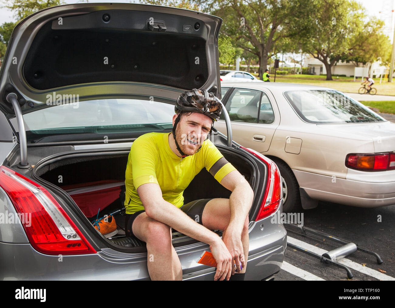 Very tired cyclist hi-res stock photography and images - Alamy