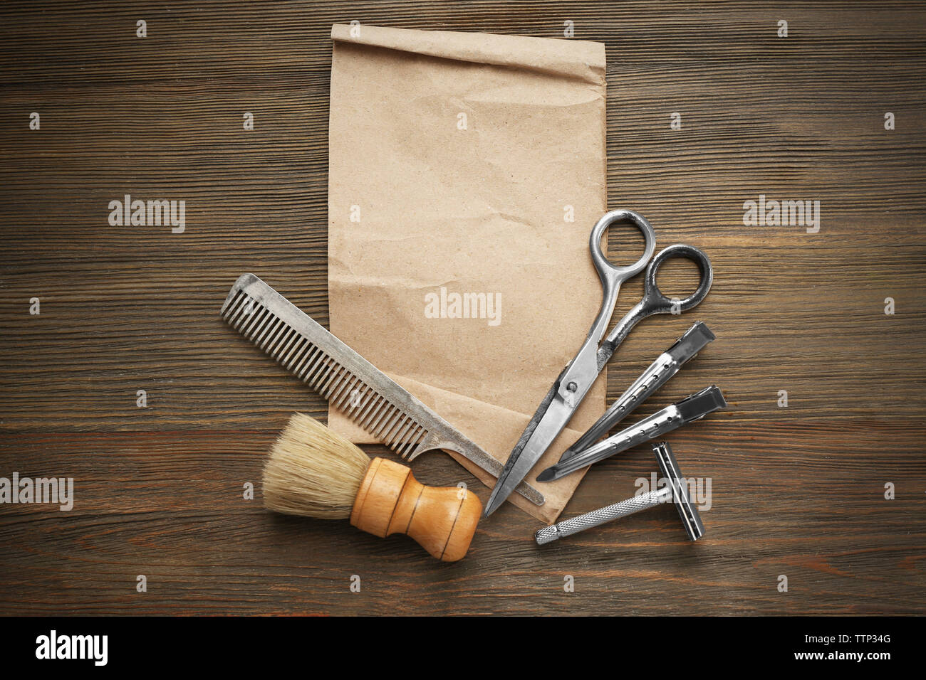 Vintage tools of barber shop on wooden background Stock Photo - Alamy