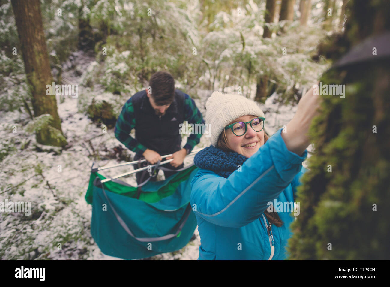 Untying vacation hi-res stock photography and images - Alamy