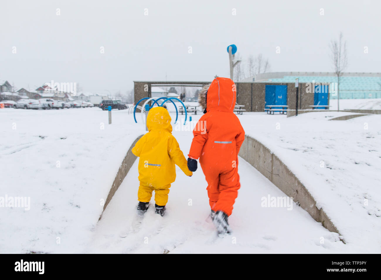 Siblings park cold hi-res stock photography and images - Alamy