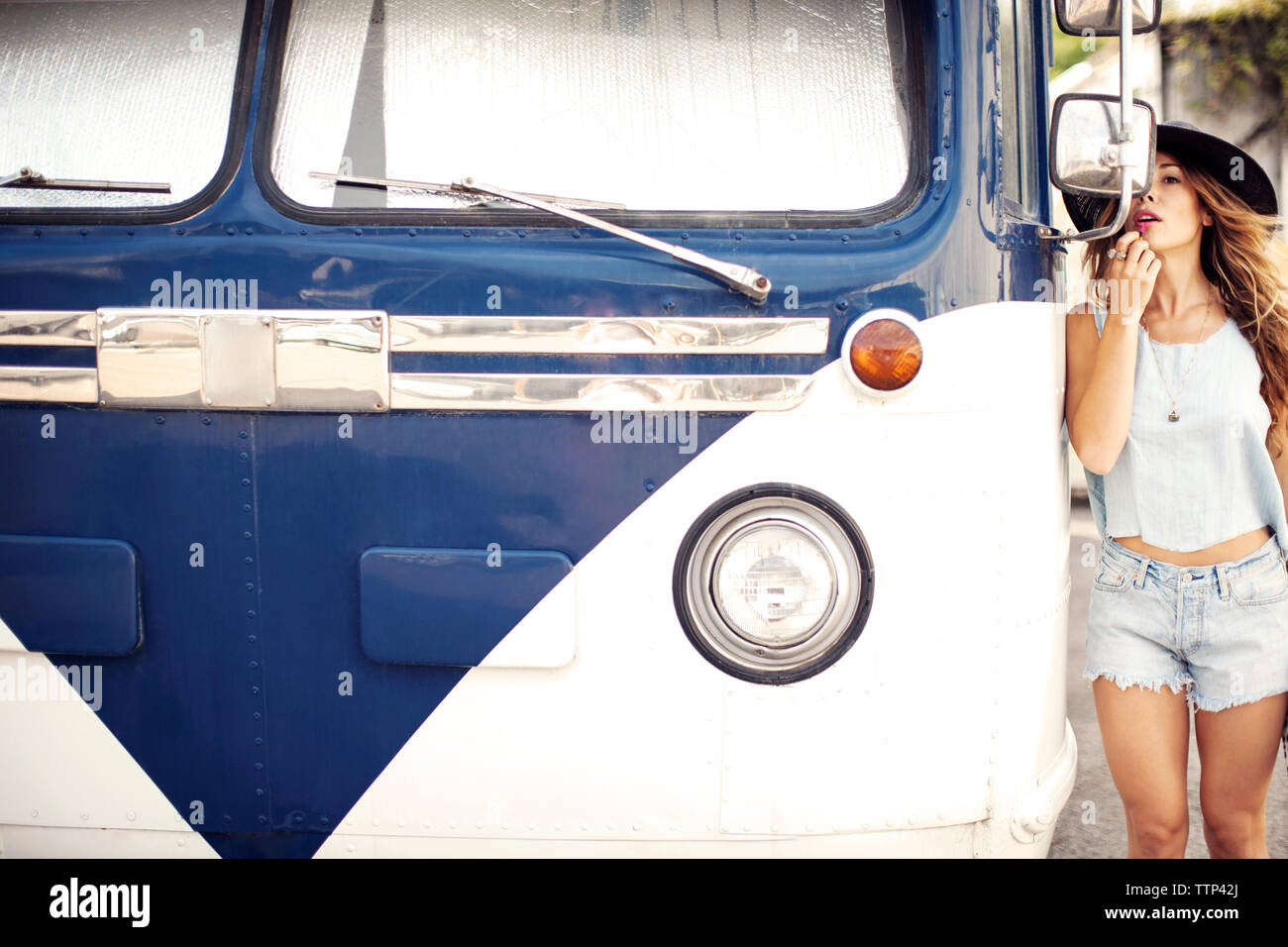 Bus mirror hi-res stock photography and images - Alamy