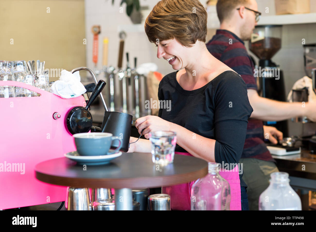 Two baristas hi-res stock photography and images - Alamy