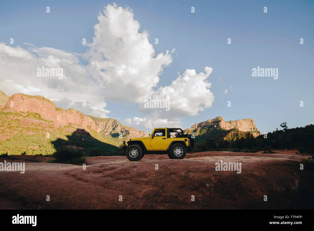 American off road vehicle hi-res stock photography and images - Alamy