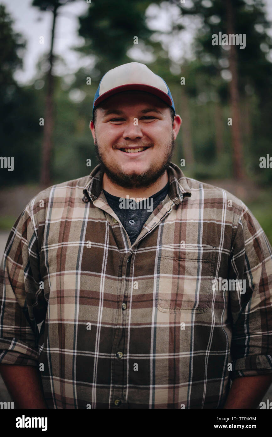 Man wearing cap hi-res stock photography and images - Alamy