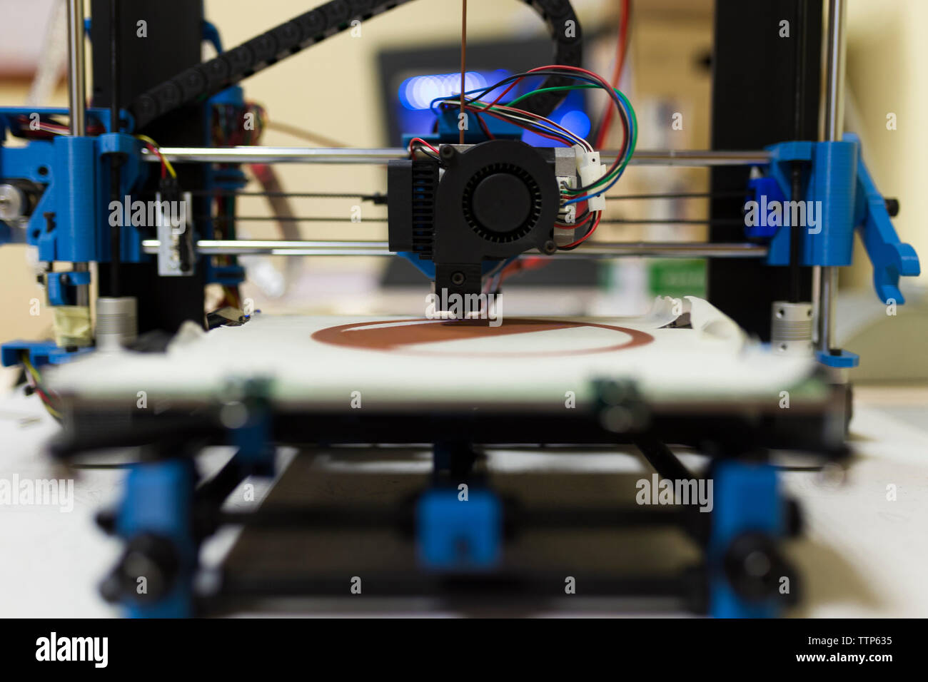 Office is close hi-res stock photography and images - Alamy