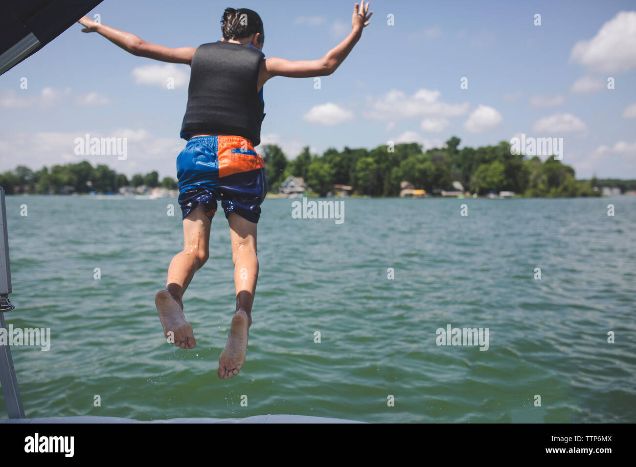 Boy 8 jumping hi-res stock photography and images - Alamy