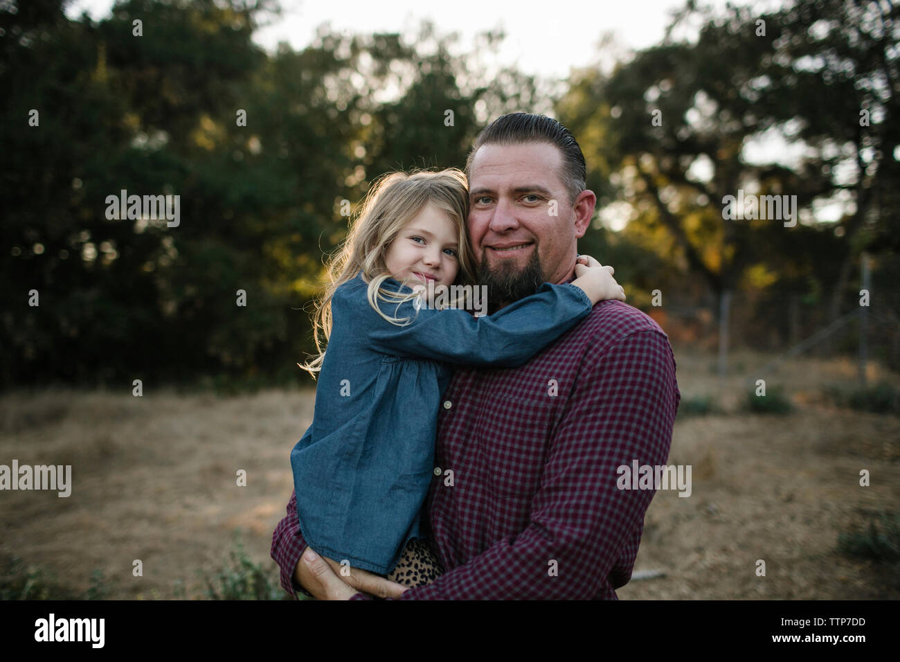 Family father daughter portrait hi-res stock photography and images - Alamy