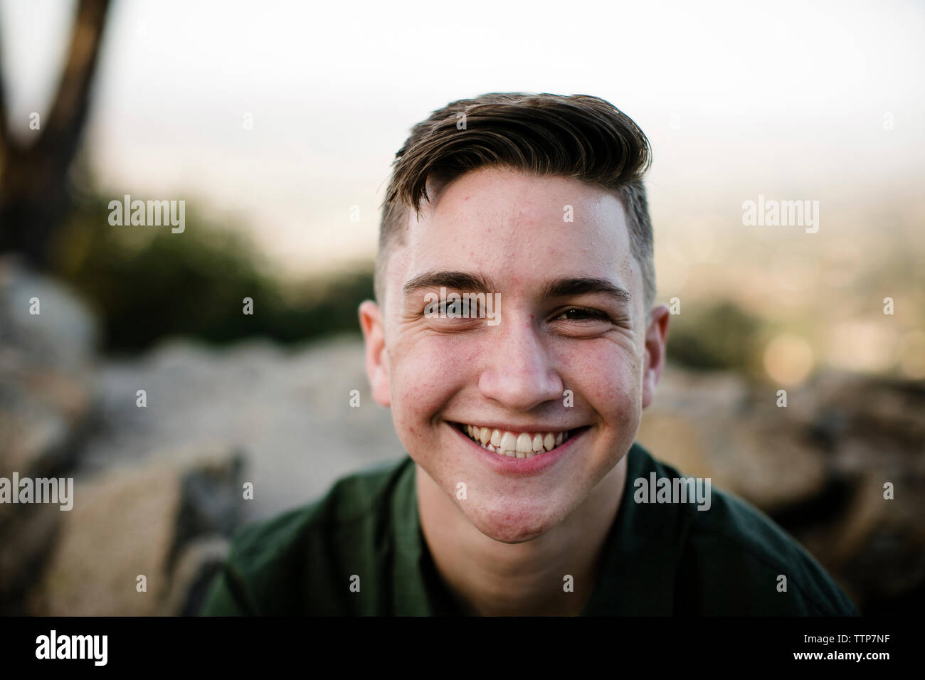 Handsome happy smiling man hi-res stock photography and images - Alamy