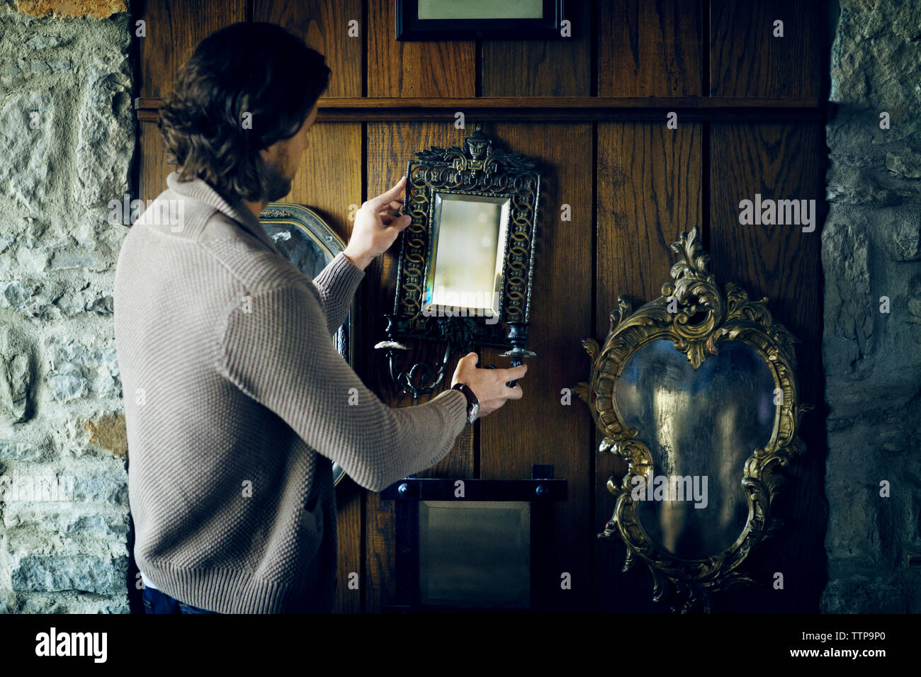 Man holding photo frame hi-res stock photography and images - Alamy