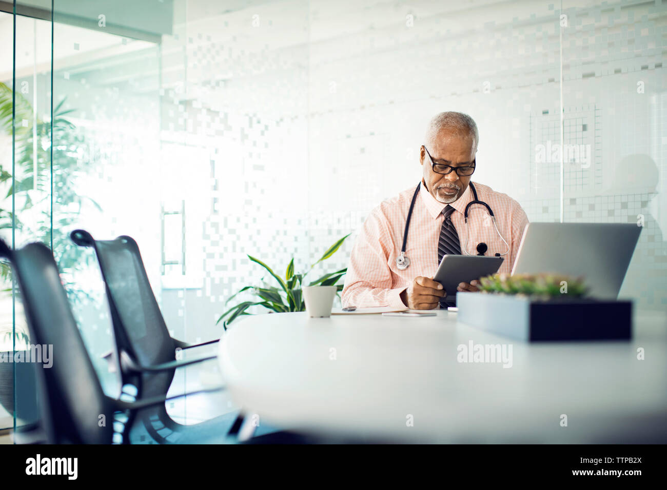 Doctor board hi-res stock photography and images - Alamy