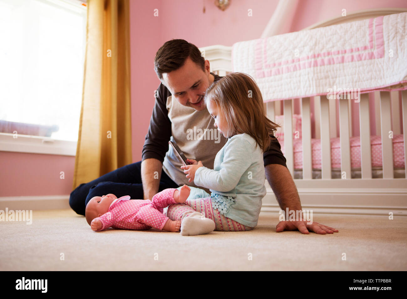 Happy man daughter sitting hi-res stock photography and images - Alamy