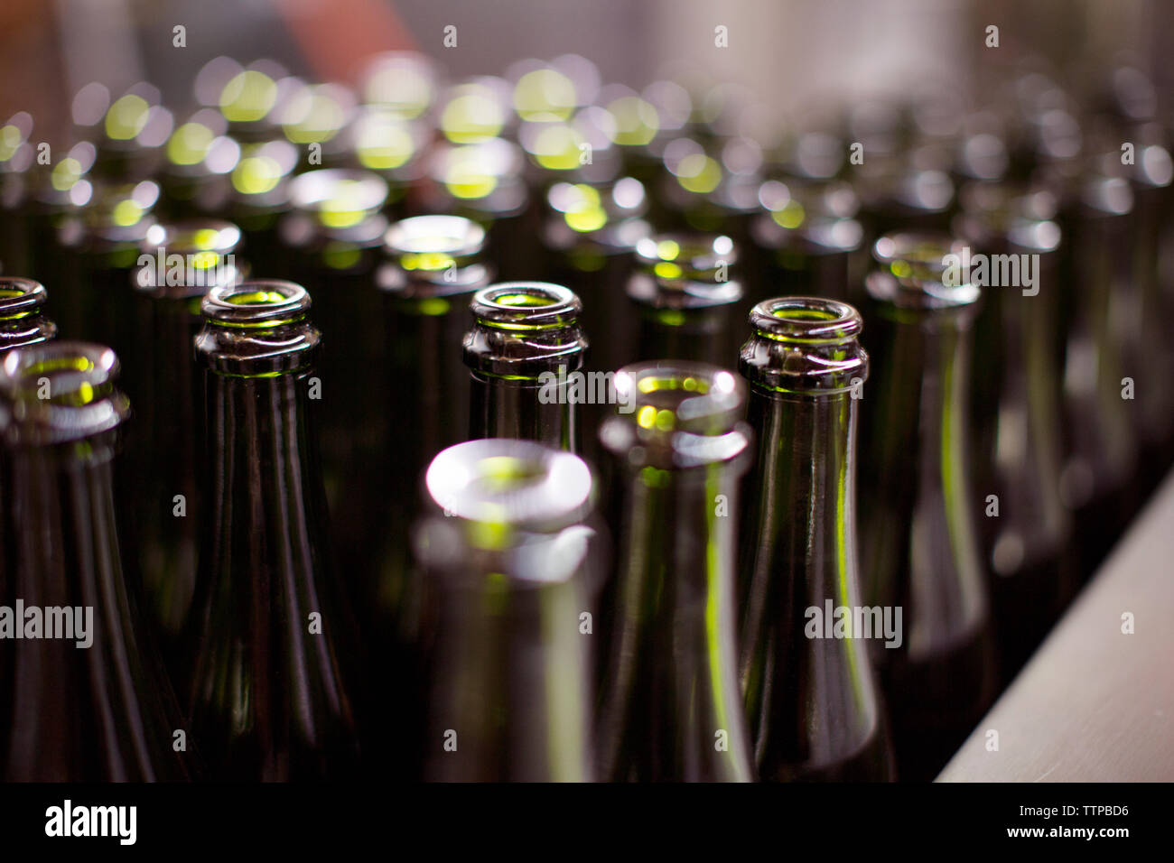 Beer containers hi-res stock photography and images - Alamy