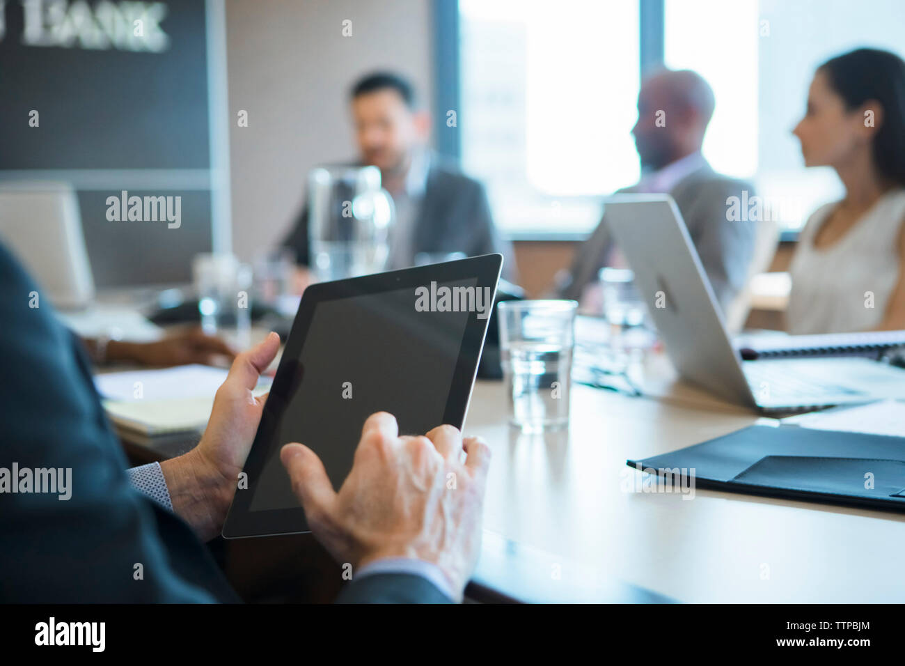 Computer and meeting hi-res stock photography and images - Alamy