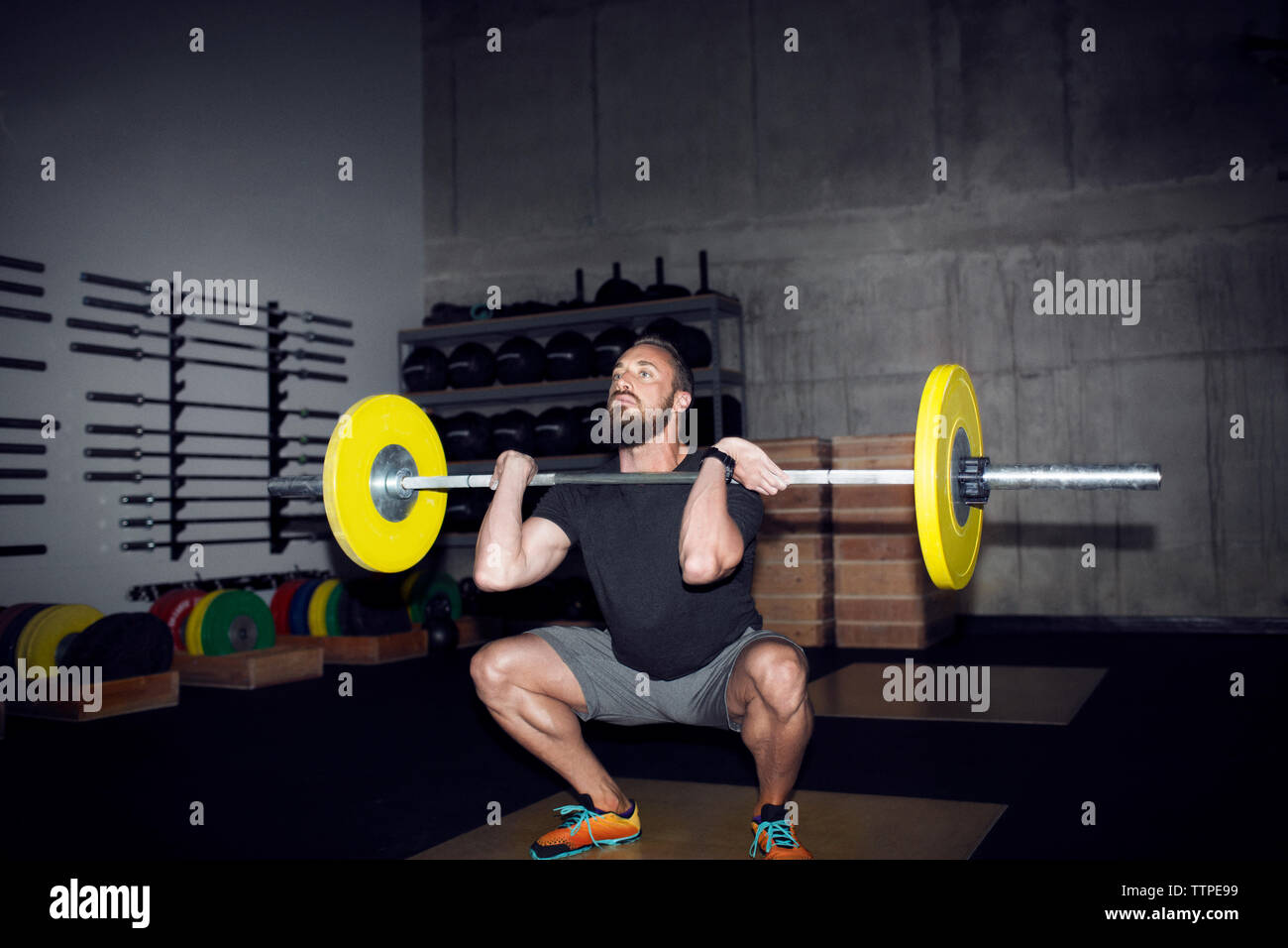 Lifting cross hi-res stock photography and images - Alamy